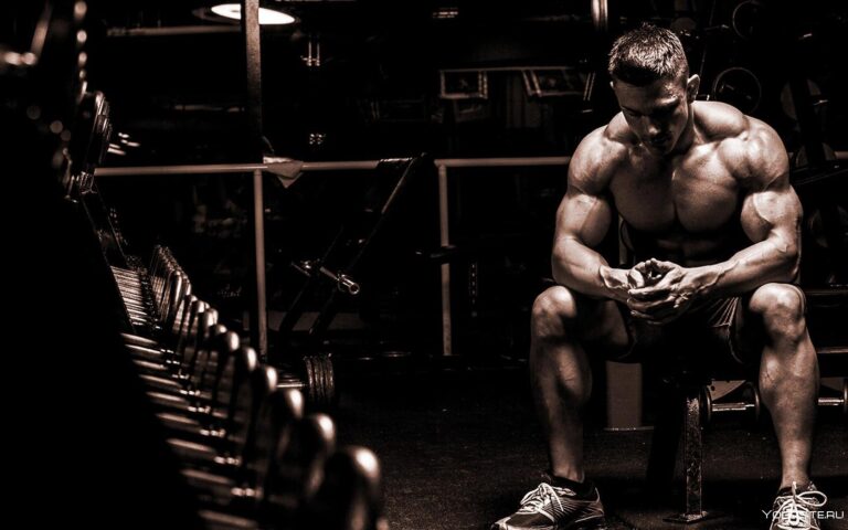 Balancing Bodybuilding and MMA: Achieve Success in Both